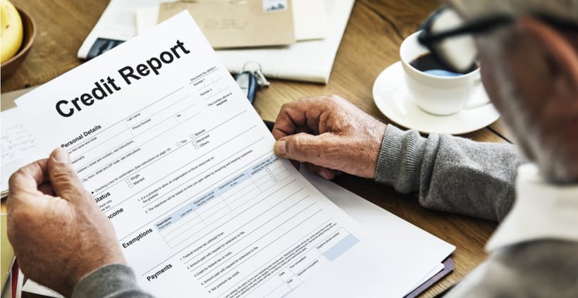 What Are Derogatory Credit Entries? - BadCredit.org